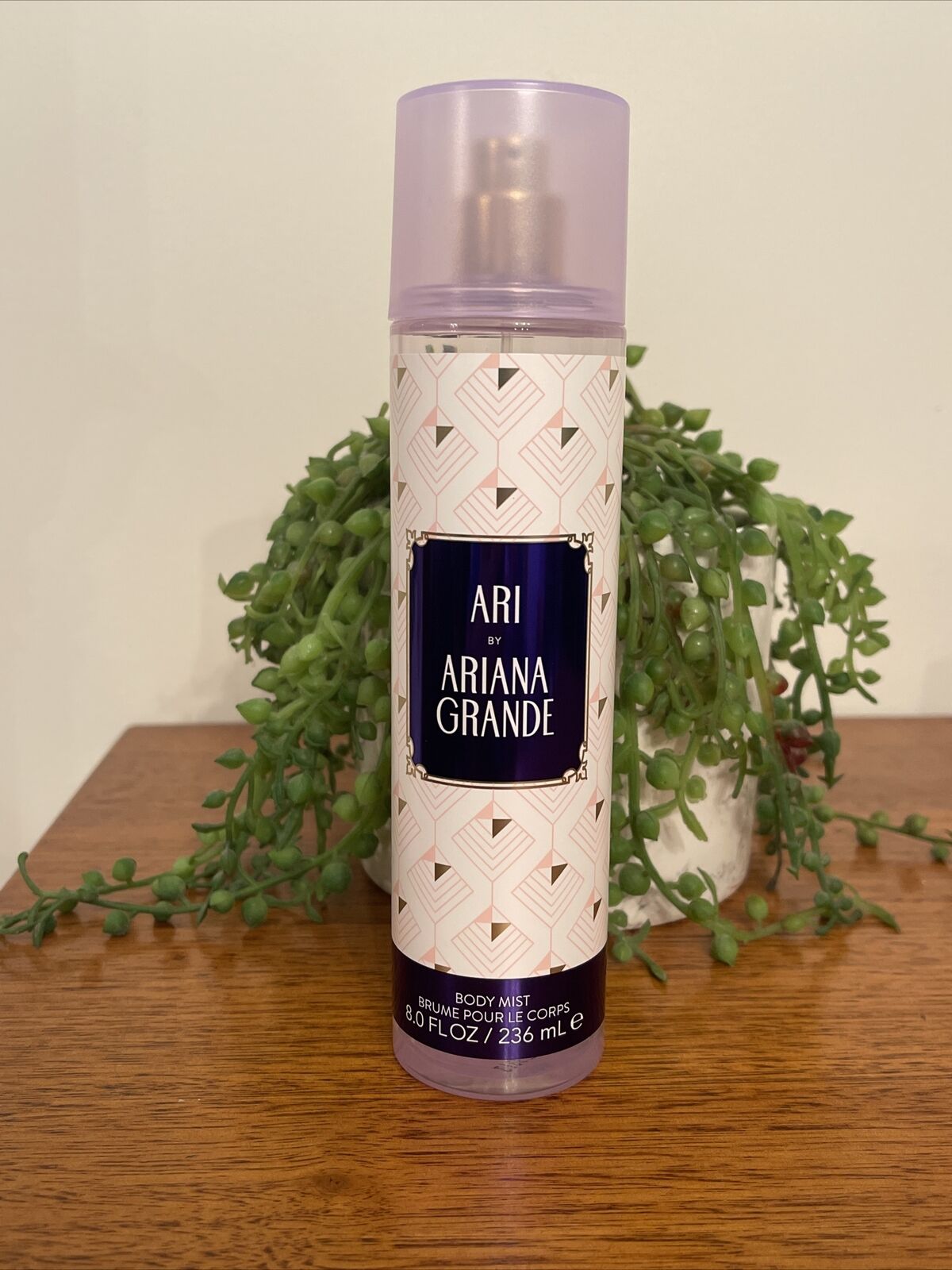 Ariana Grande Ari Body Mist Spray 236ml – JohnnyBoy